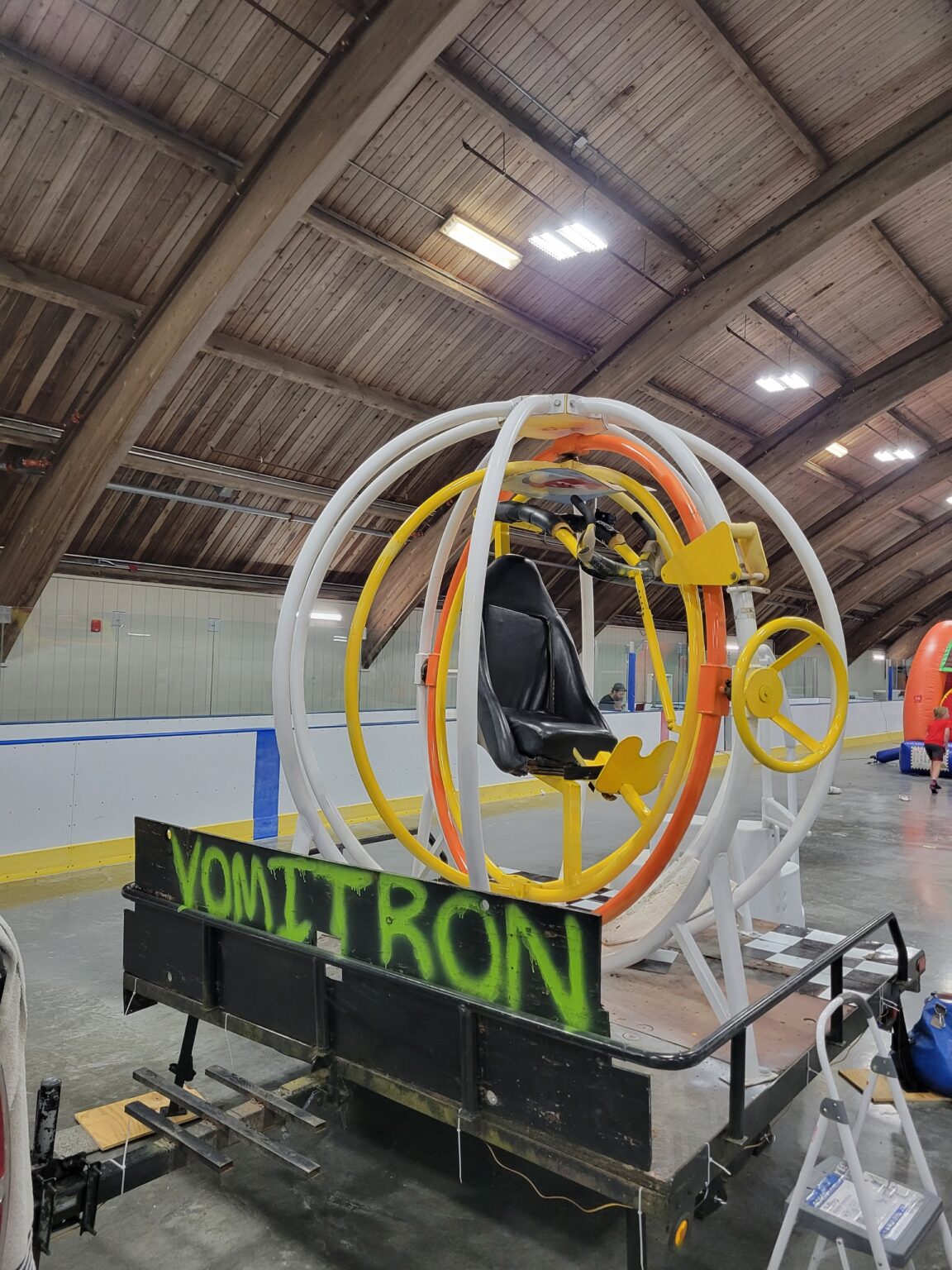 VOMITRON (Gyroscope) - Pete and Chris Amusements